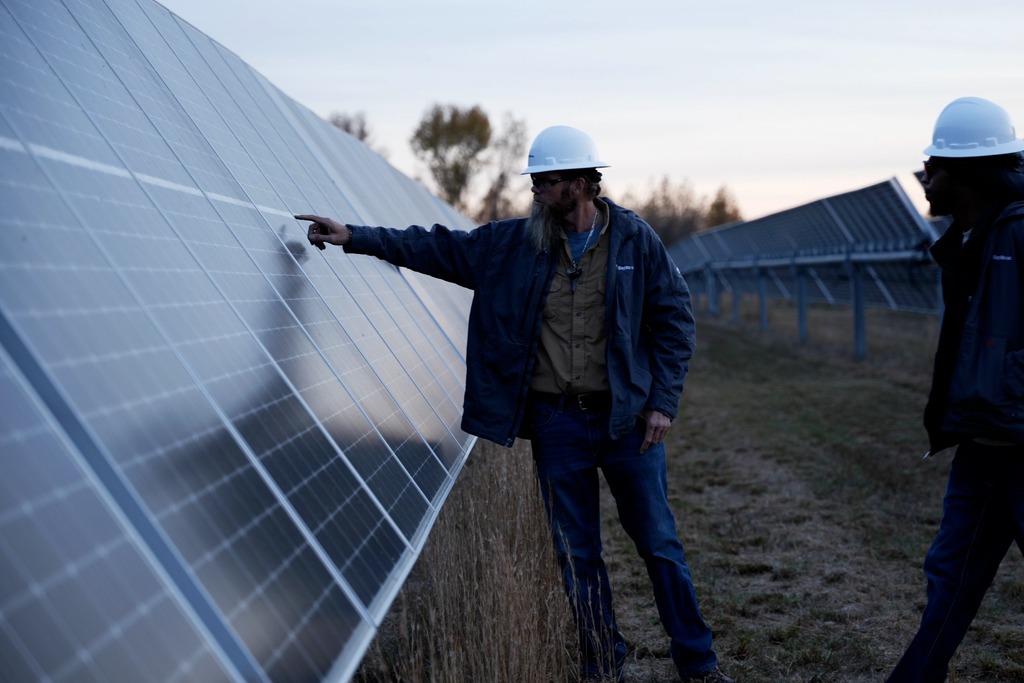 Fly It, Find It, Fix It | BayWa r.e. Operation Services